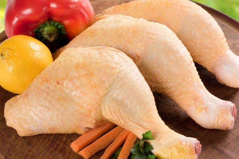 Lavar el pollo antes de cocinar: qué tan peligroso es y cómo evitarlo ...