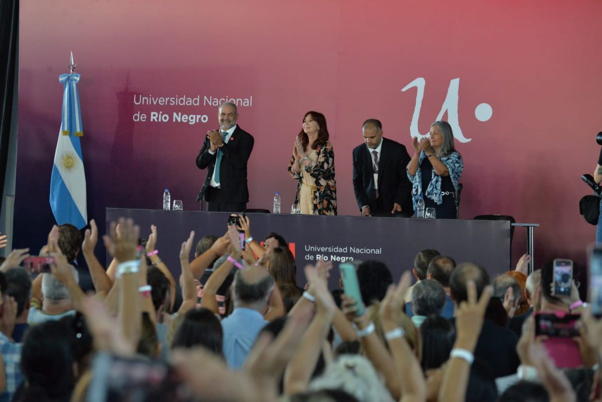 Cristina ya fue reconocida con el "Honoris Causa" y desde Viedma le ...