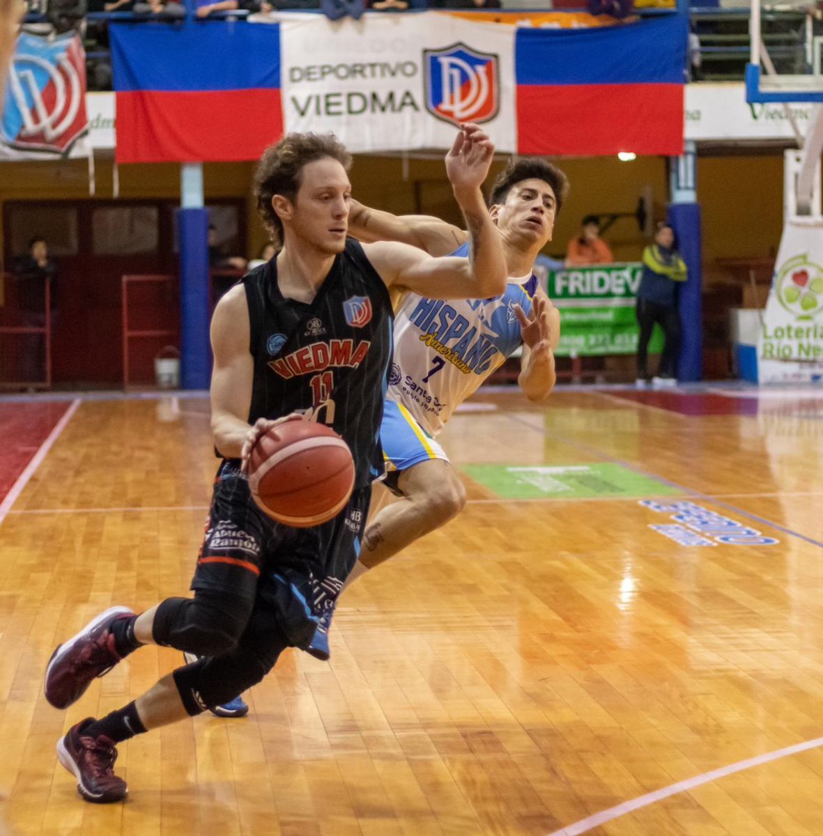 Primero en casa: Deportivo Viedma venció a Hispano en el primero de los ...